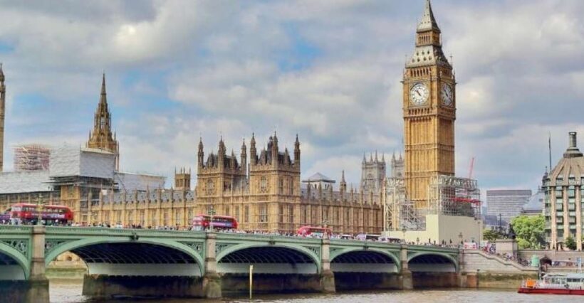 4-Hour Private Tour of London in a Panoramic Black Cab - The Experience: What Makes This Tour Stand Out