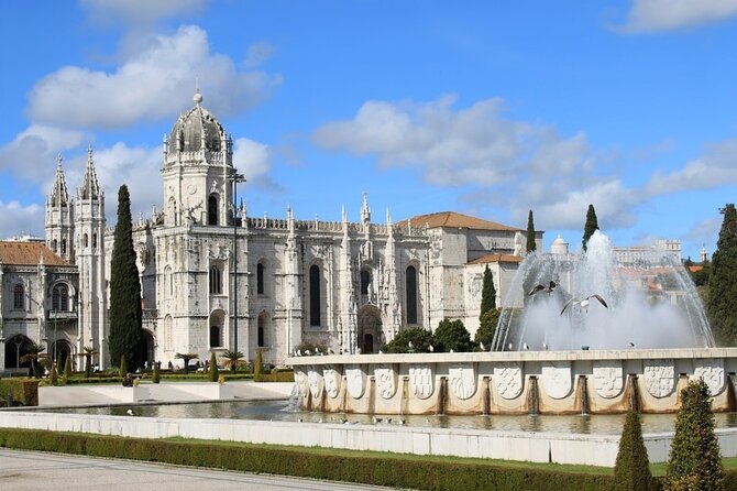 4 Hour Private Tuk Tuk Tour Explore the Old and the New Lisbon - Pricing and Cancellation Policy
