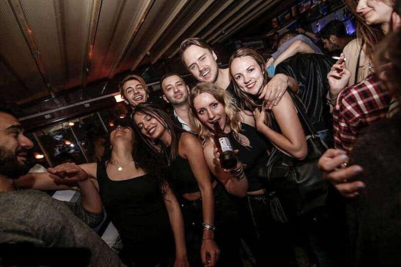 4-Hour Shanghai Pub Crawl (bars & nightclub hopping) - The Social Side: Meeting New People