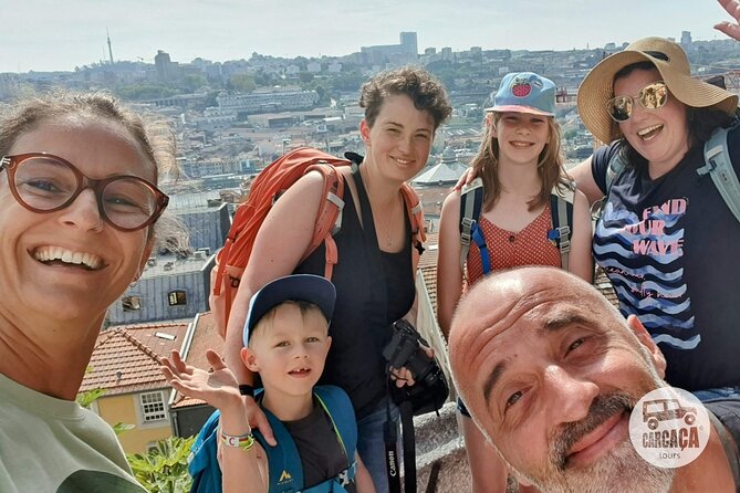 4-hour sightseeing tour in Porto - Key Points