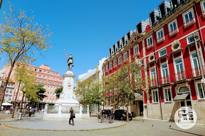 4-hour sightseeing tour in Porto - Frequently Asked Questions (FAQs)