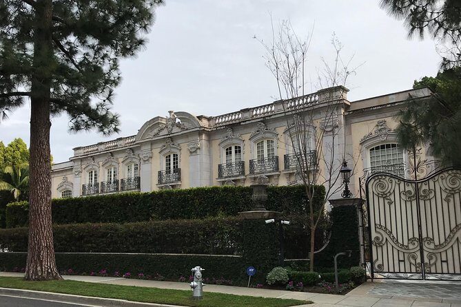 4 Hour Tour of Hollywood Departing from Santa Monica or DTLA - FAQ