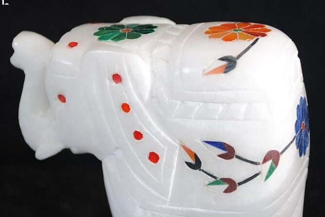 4-Hours Agra Shopping Tour - Authenticity and Value