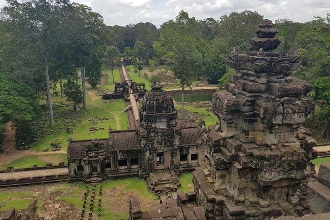 4 Hours Private Phnom Penh National Museum and Royal Palace Tour - Who Will Appreciate This Tour?