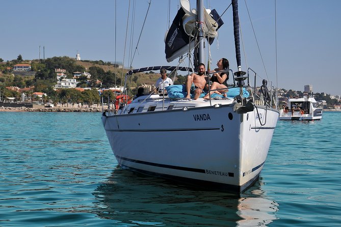 4 Hours Private Sailing Trip to Oeiras Beach - Meeting Point and Schedule