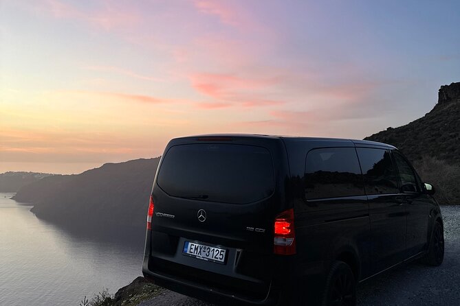 4 Hours Private Sightseeing Tour in Santorini - Transportation and Timing: What Does That Mean for You?