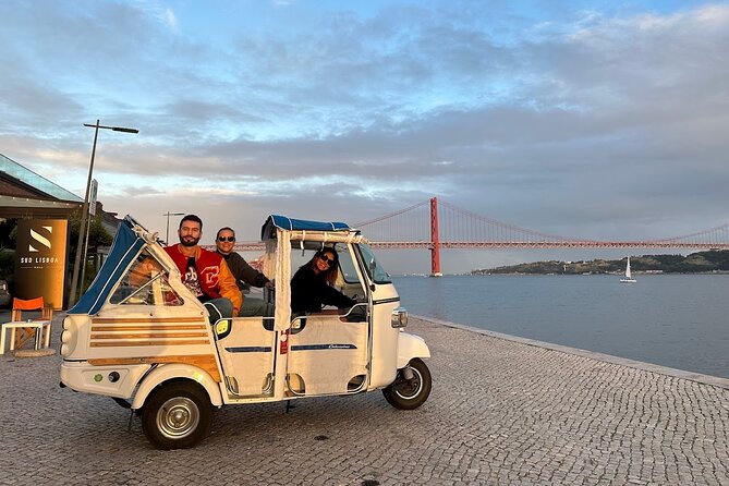 4 Hours Private Tuk Tuk Tour in Lisbon - The Sum Up