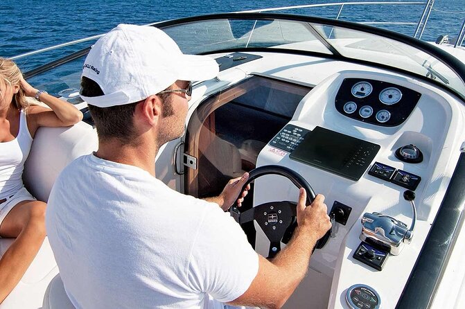 4 Hours Tailored Private Boat Tour Como Lake - Meeting and Pickup