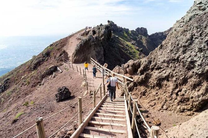 4 Hours Vesuvius Volcano Tour - Exploring the Vesuvius Volcano Tour