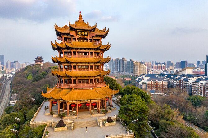 4 hours Walking tour to Wuhan Yellow crane tower and Donghu lake with boat trip - Discover Wuhan’s Cultural Gems: The 4-Hour Walking Tour to Yellow Crane Tower and Donghu Lake