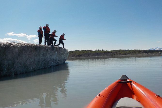 4 Hr Kennicott Glacial Lake & River Raft - A Closer Look at the Adventure