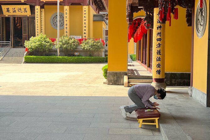 4-Hr Shanghai Tour: Food, Culture, Sightseeing, Cycling, Ferry - A Practical, Authentic Look at Shanghai in Four Hours