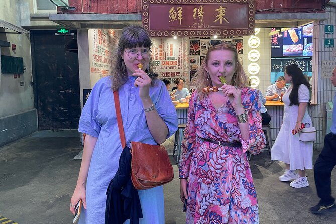 4-Hr Shanghai Tour: Food, Culture, Sightseeing, Cycling, Ferry - A Detailed Look at the Tour