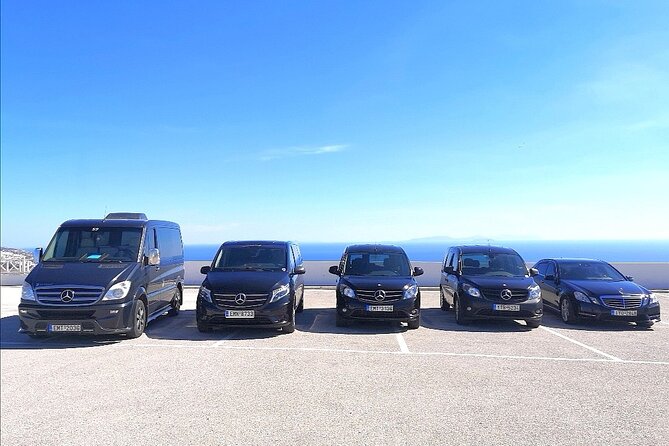 4 Hrs PRIVATE Island Tour and Photos, Oia and Blue Domes N Beach - Experiencing Local Culture and Cuisine