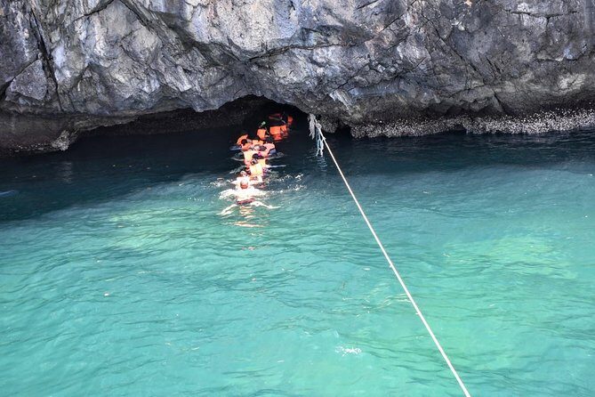 4 Island Snorkel Tour to Emerald Cave by Speed Boat from Koh Lanta - The Pros and Cons