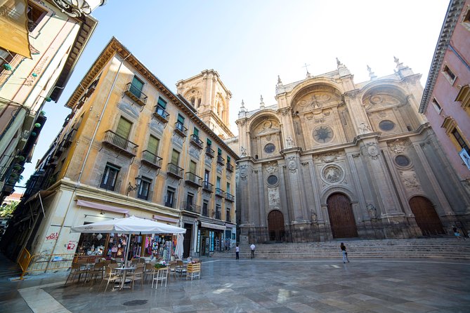 4 Neighborhoods 4 Cultures. Half Day Private Tour in Granada - Exploring the Albayzín Neighborhood