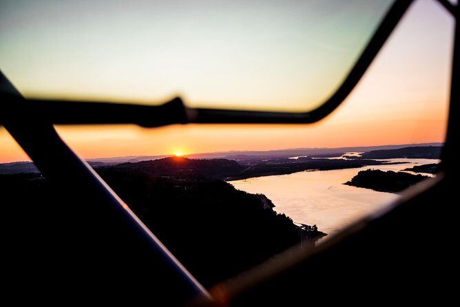 40 Minute Multnomah Falls & Waterfall Air Tour by Envi Adventures - Key Points