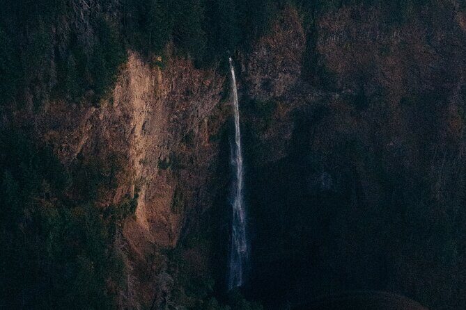 40 Minute Multnomah Falls & Waterfall Air Tour by Envi Adventures - Value and Price Consideration