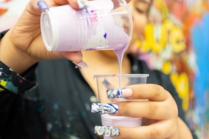 40 Minutes Private Fluid Art Class in Los Angeles - Who Should Consider This Tour?