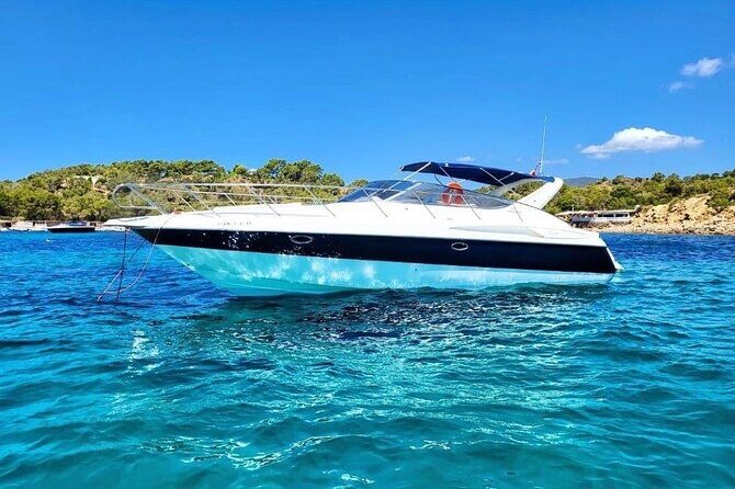41 Luxury Boat with Captain 4 hours Palm Beach -Jupiter for 8 - A Close Look at the 41 Luxury Boat with Captain in Palm Beach