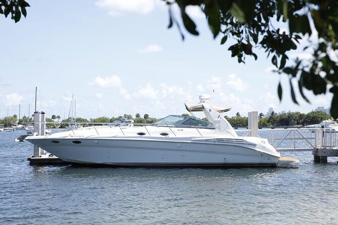 45 Ft Private Yacht Rental in Miami - An In-Depth Review of the Miami Yacht Experience