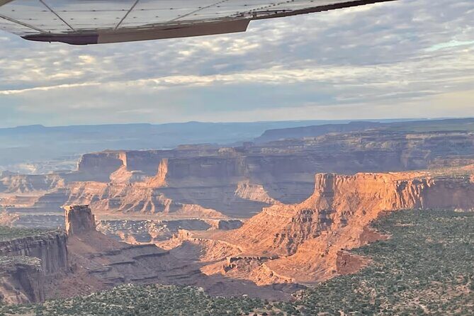 45-minute Family Special Tour of Moab Backcountry by Plane - The Experience of Flying Over Moab’s Landmarks