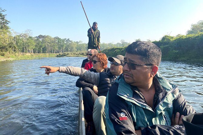 45 Minutes Canoeing at Rapti River in Chitwan National Park - A Close-Up Look at the Canoeing Experience
