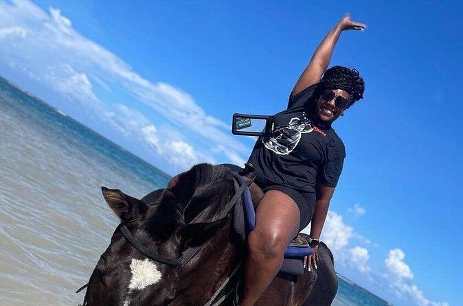 45 Minutes Horse Back Riding in Montego Bay - FAQs