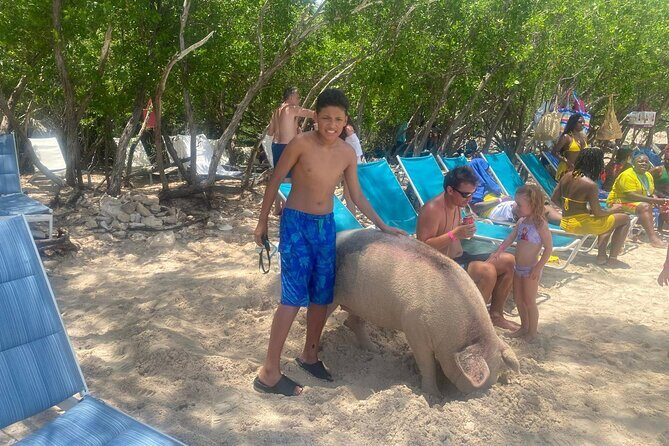 4hr Private Tour Island Hop Snorkel w/ Turtles & Sip Bahama Mamas - The Sum Up