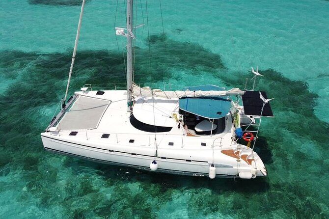 4hrs / 46ft Catamaran Private Charter From Cancun to Isla Mujeres - A Deep Dive into the Catamaran Private Charter