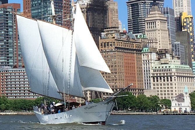 4th of July Fireworks on Clipper City Tall Ship - Key Points