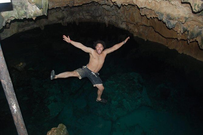 4WD Terracross + Breef Safari + River Cave and Macao Beach - FAQ