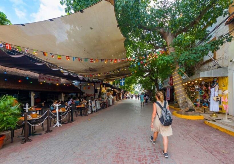 4X1 Tour: Coba and Tulum Ruins, Cenote and Playa del Carmen - FAQ