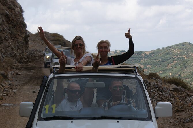 4x4 Self Drive Adventure_Cretan Mainland - Discovering the Skotino Cave and the Beach
