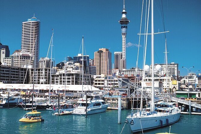 5-Day Bay of Islands, Auckland, Hobbiton, Rotorua & Waitomo Tour - FAQs