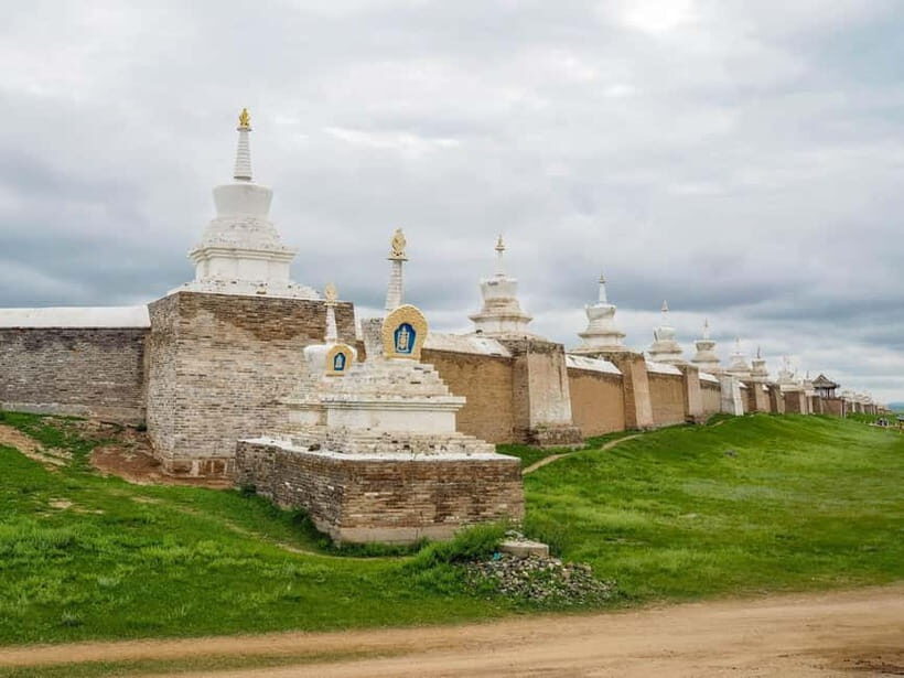 5 day Central Mongolia and Nomad stay tour - Authentic Experiences and Expert Guides