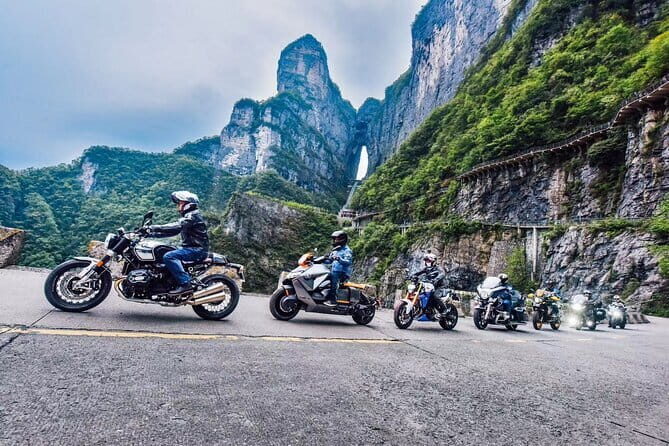 5 Day Combo Package of Zhangjiajie with Fenghuang - Authentic Experiences and Hidden Gems