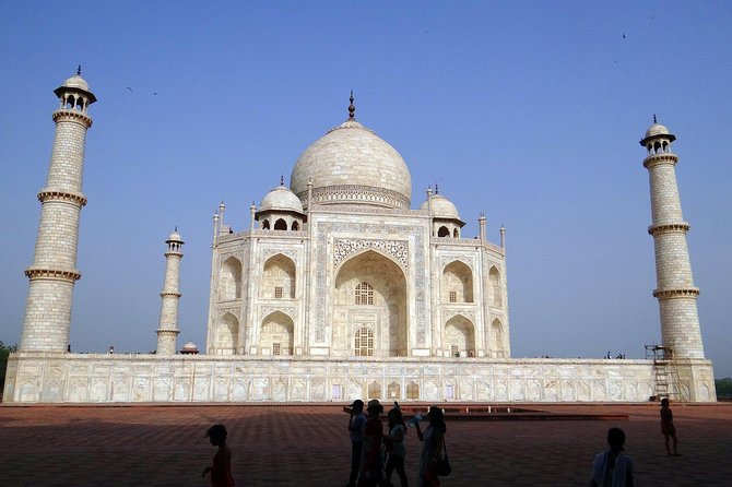 5-Day Private Luxury Golden Triangle Tour to Agra and Jaipur From New Delhi - Transportation and Accommodation: Why They Matter