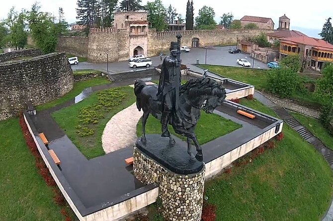 5 days and 4 nights. Hotel and group tours "Everything about Georgia. - Authentic Experiences You’ll Remember