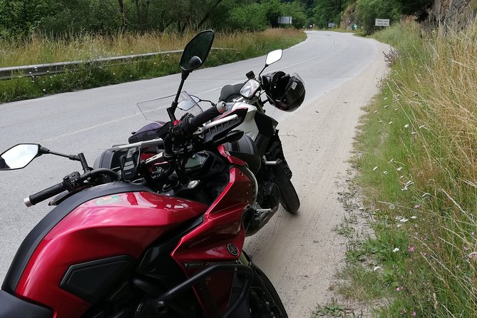 5 Days Guided Motorcycle Tour Wine, Nature and Traditions - Key Points