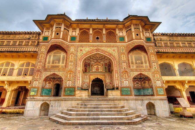 5 Days Private Golden Triangle Tour : Delhi Agra Jaipur Tour - The Itinerary in Depth