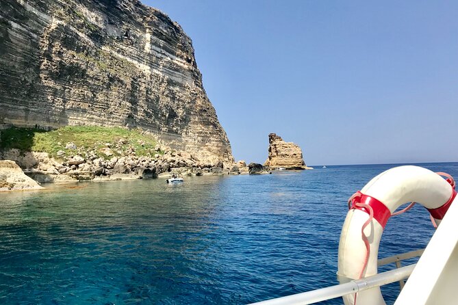 5 Hour Boat Trip to Lampedusa With Sandwich, SUP and Snorkeling - Delicious Lunch Included