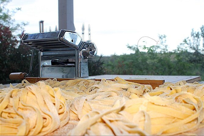 5 hour cooking class with traditional food - Key Points