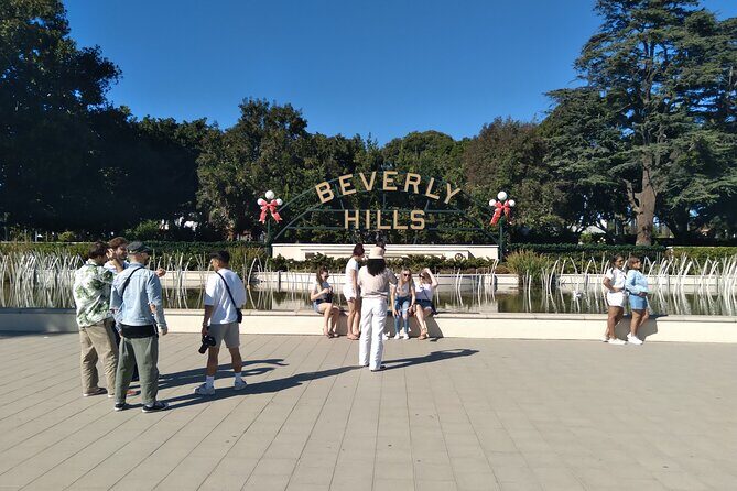 5 Hour Hollywood and Beverly Hills Shared Tour with 4 Stops - The Experience: A Deep Dive into the Itinerary