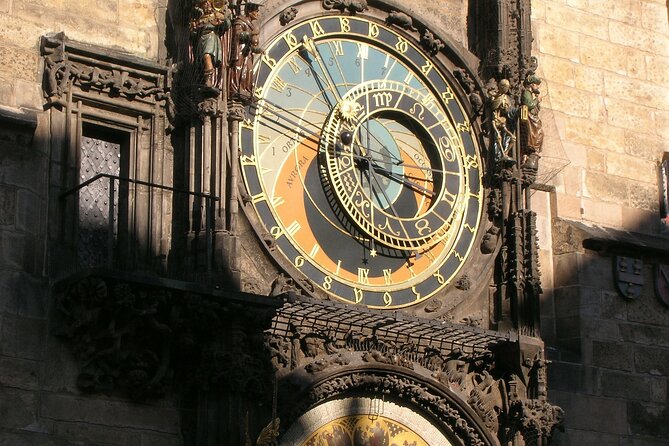 5 Hour Prague City Highlights Tour W/ Local Lunch & a Snack Incl. - Accessibility Information