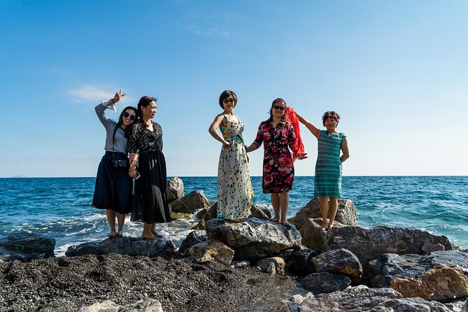 5-hour Private Guided Tour of Santorini - Experience a Local Vineyard Wine Tasting