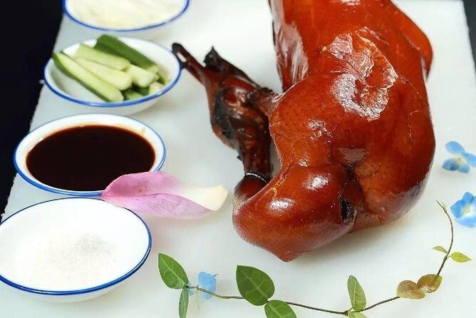 5-Hour Private Peking Opera Tour With Peking duck dinner - The Peking Opera Show – An Artistic Showcase