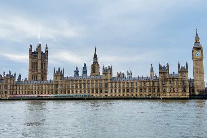 5 Hour Private Tour in London With Pickup - Pickup and Communication