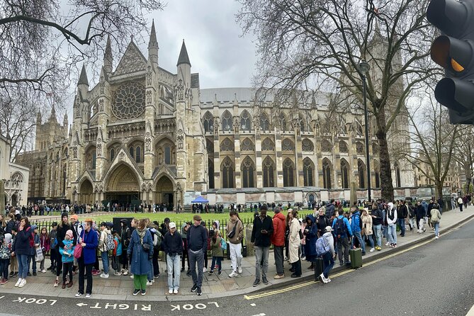 5 Hour Private Tour in London With Pickup - Ideal for First-Time Visitors