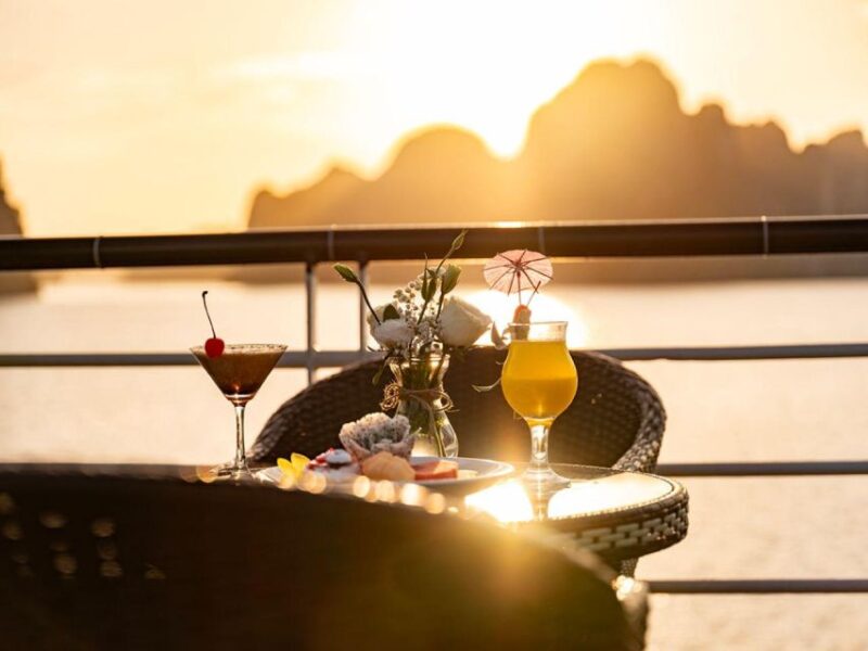 5 stars cruise to Ha Long full day with Kayaking & MORE - What Reviewers Say